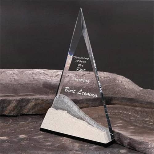 Summit Award | EverythingBranded USA